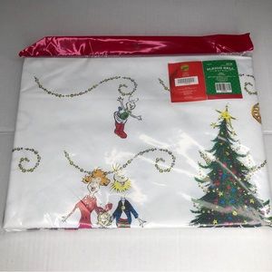 Dr. Seuss | Holiday | Dr Seuss Whoville Grinch Vinyl Tablecloth ...